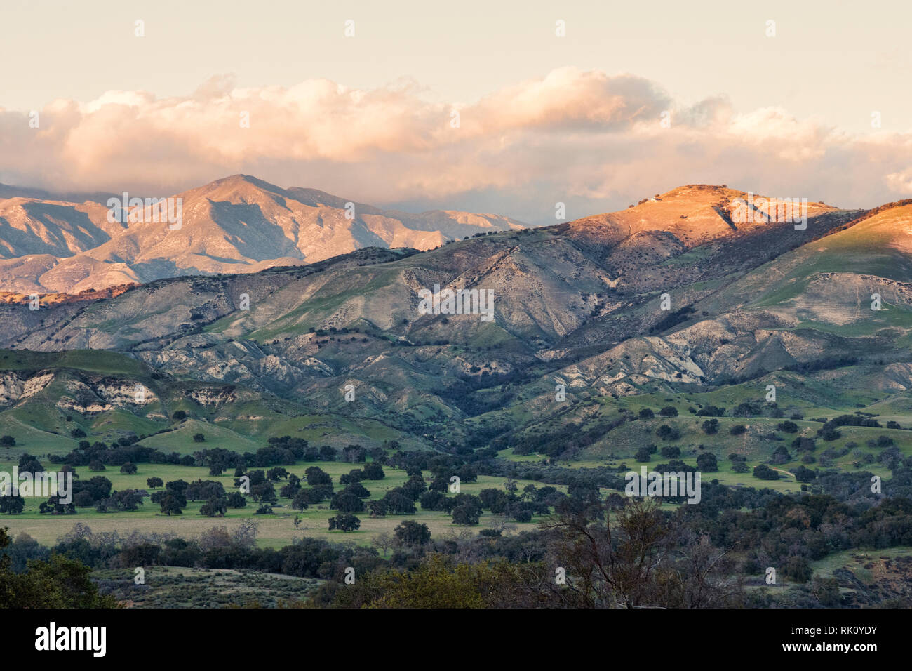 Santa ynez mountains hi-res stock photography and images - Alamy