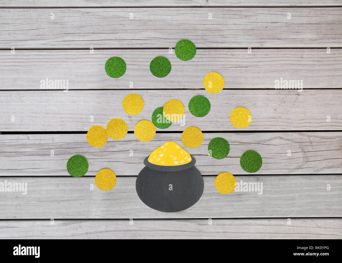 pot of gold and coins for st patricks day Stock Photo - Alamy