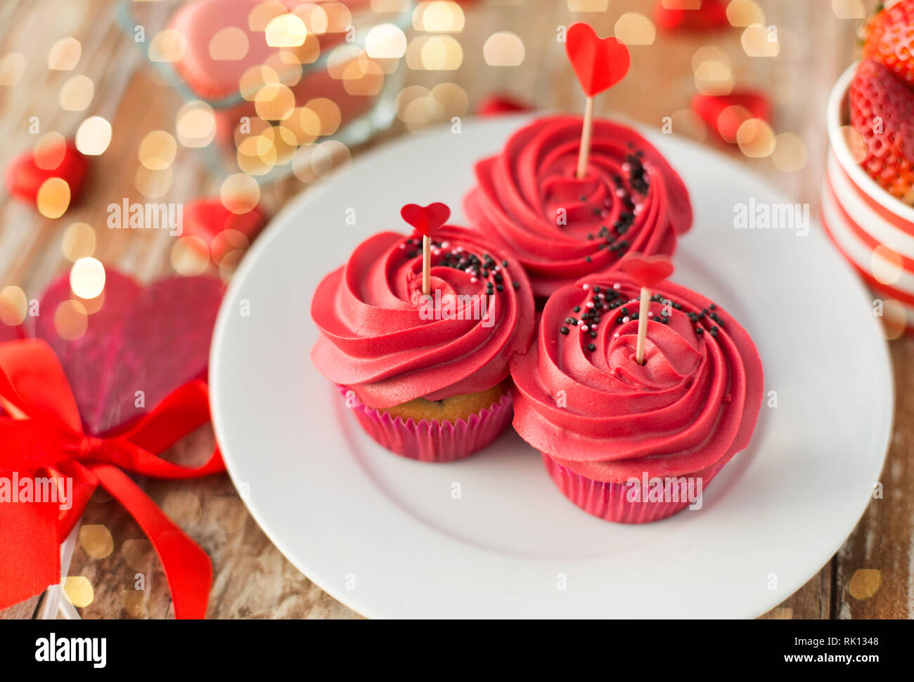 Red sweets hi-res stock photography and images - Alamy