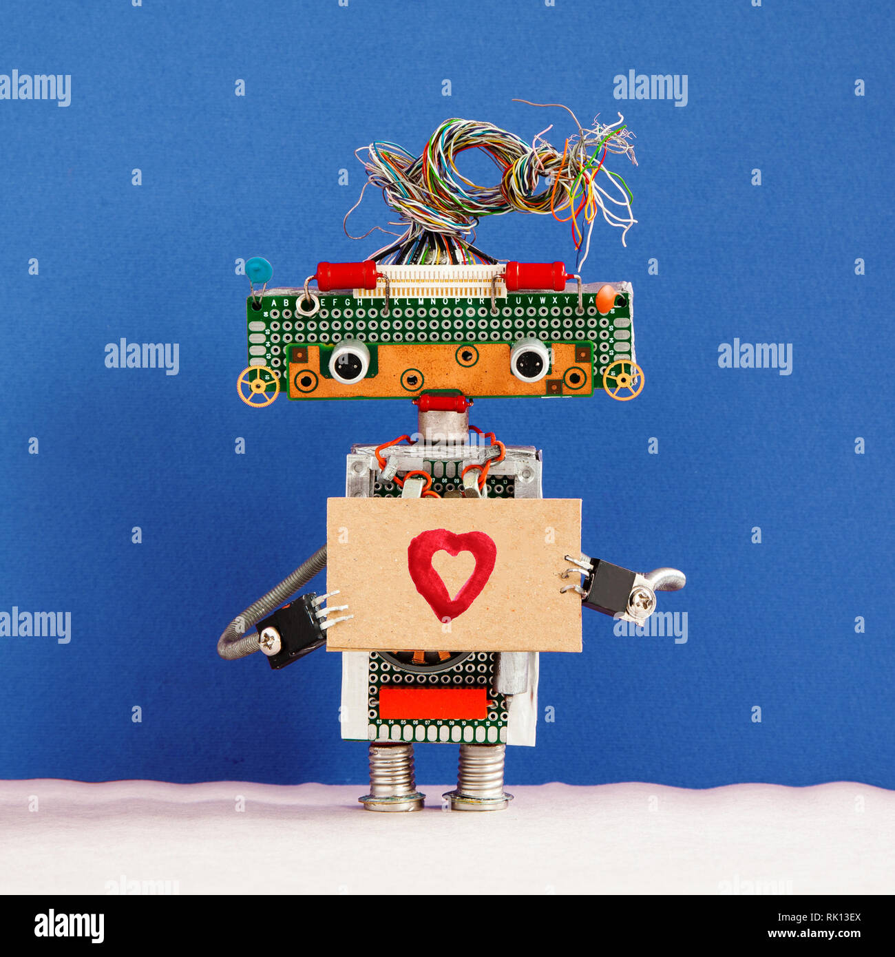 Amour robot hi-res stock photography and images - Alamy