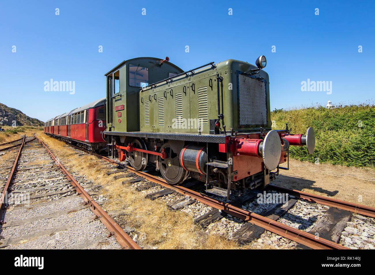 Elizabeth D 100 drewry class loco 1949 diesel engine pulling 3 Northern ...