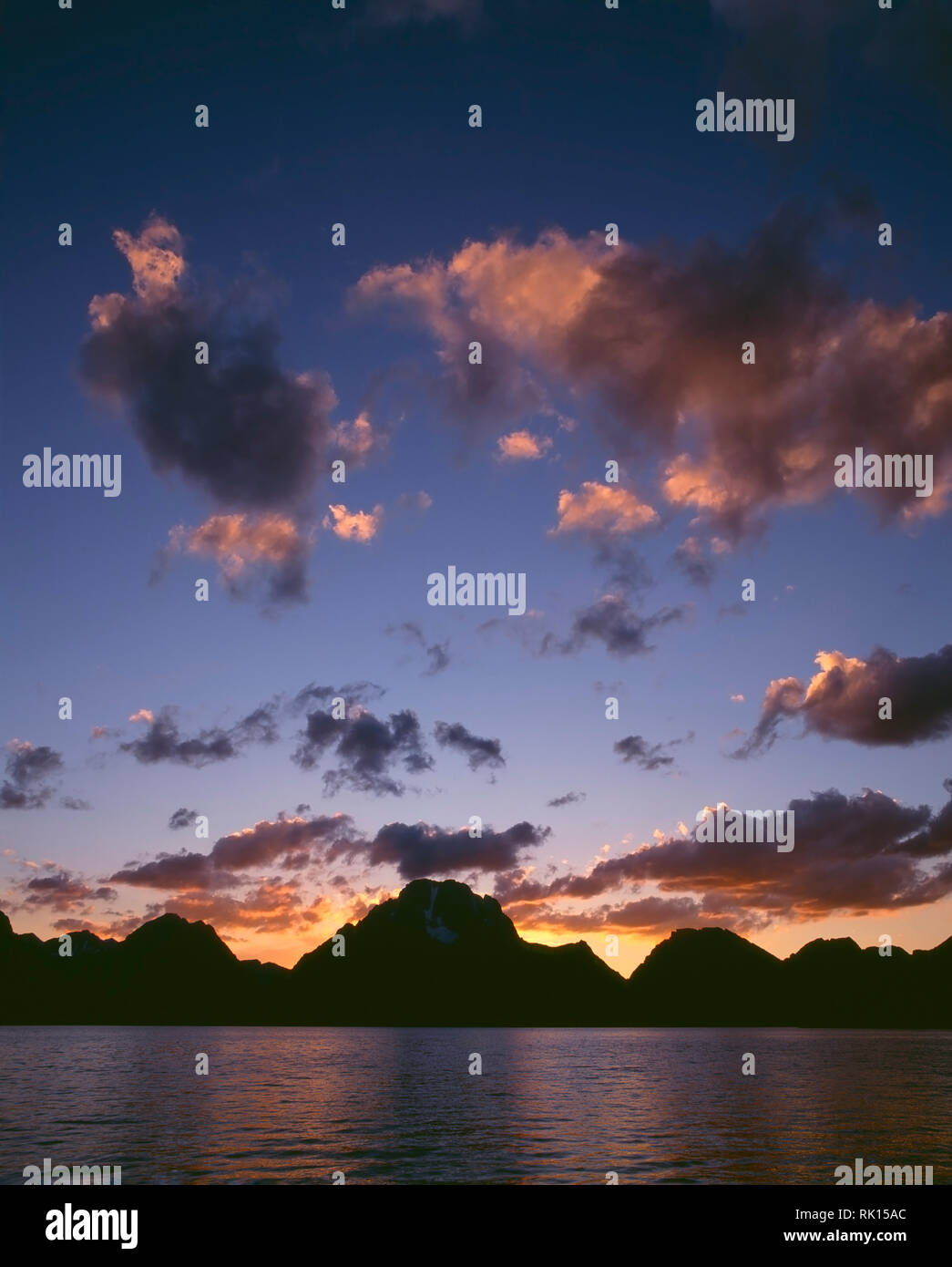 Teton outline hi-res stock photography and images - Alamy