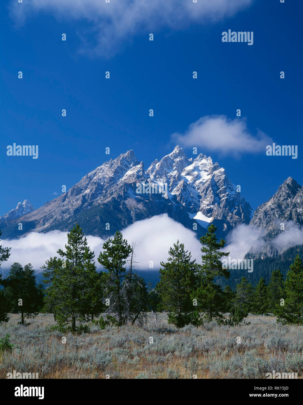 Fault block mountain hi-res stock photography and images - Alamy