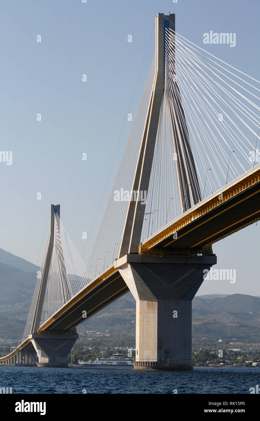 Charilaos Trikoupis (Rio - Antirrio) bridge across Gulf of Corinth ...