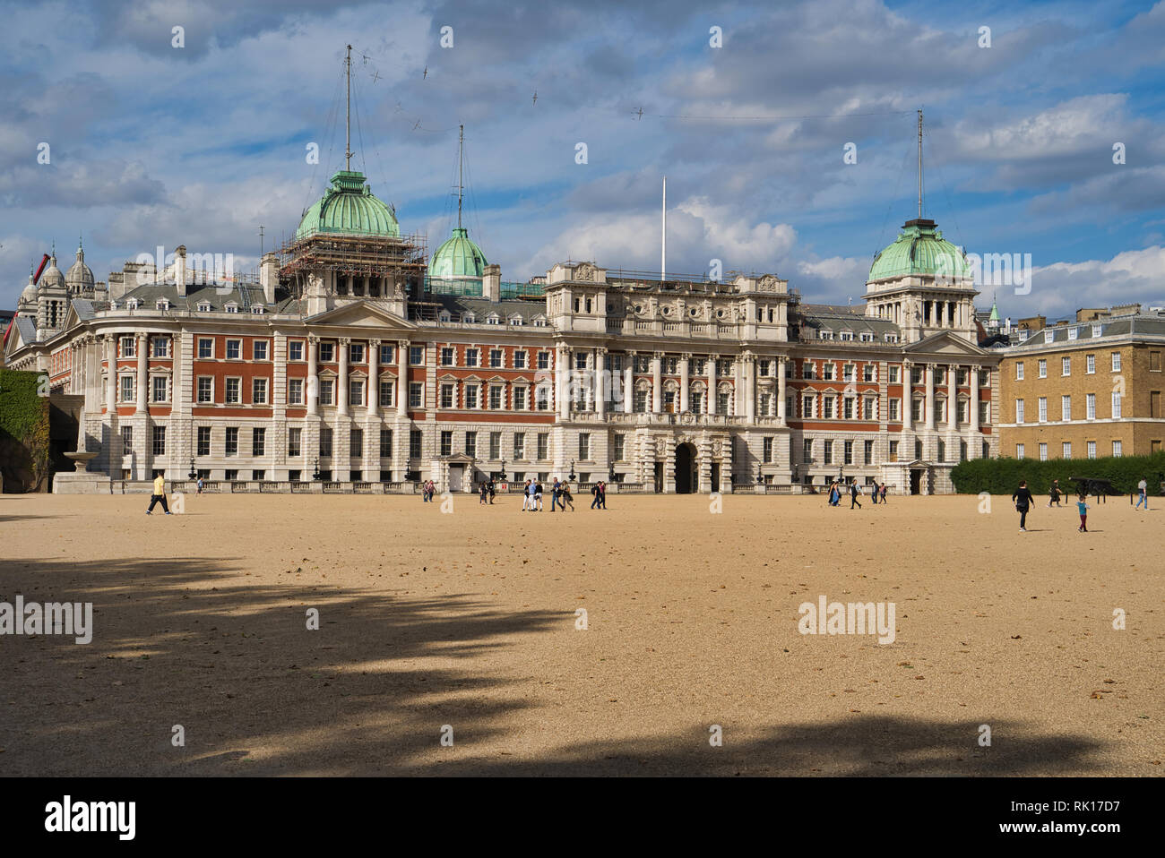 Parade ground of royal palace hi-res stock photography and images - Alamy