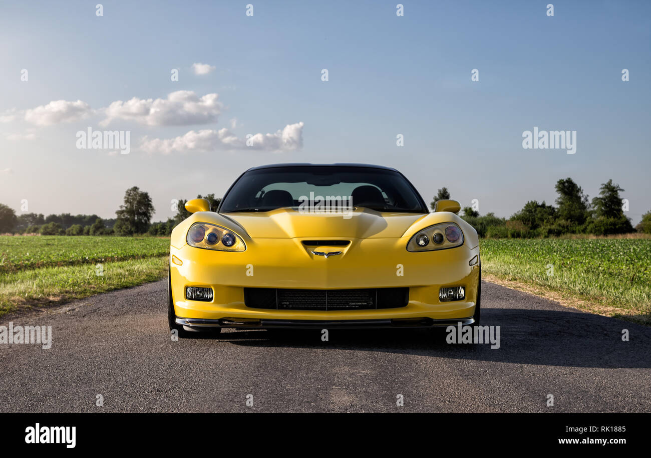 Corvette c6 hi-res stock photography and images - Alamy