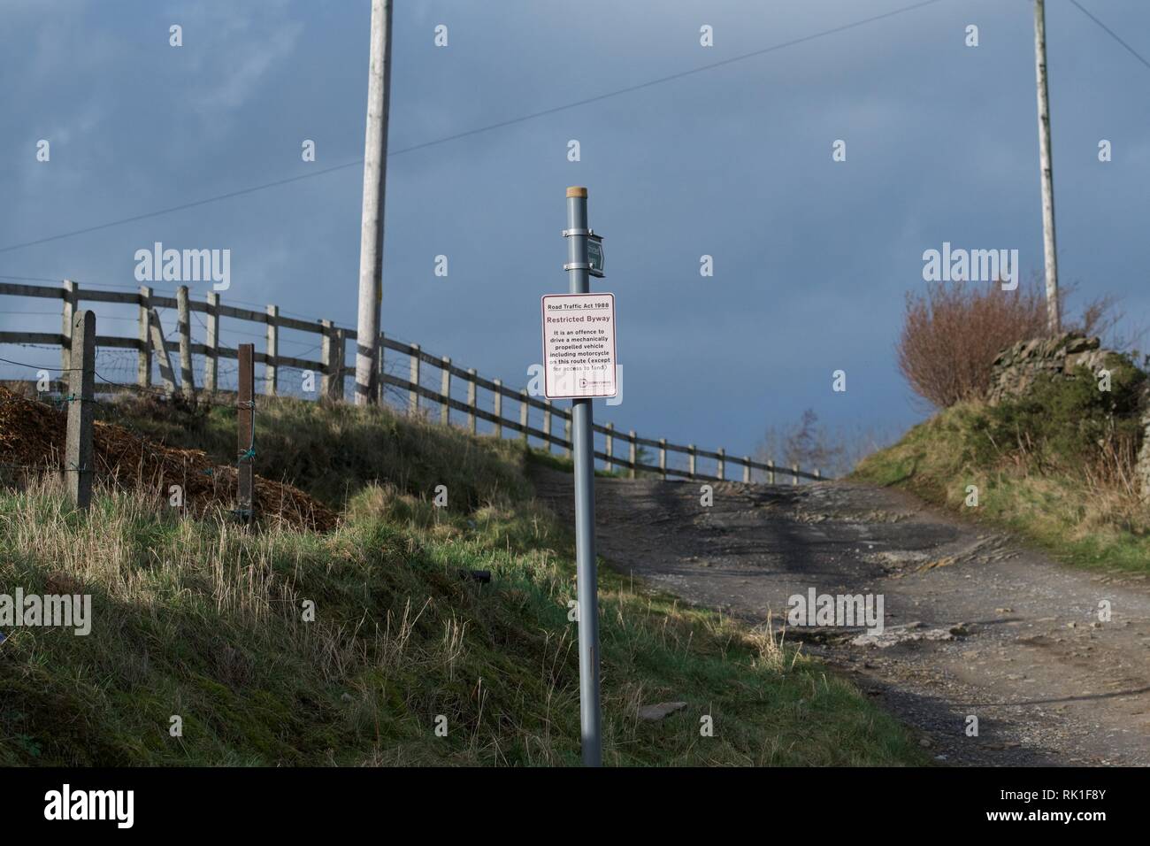 Restricted byway hi-res stock photography and images - Alamy