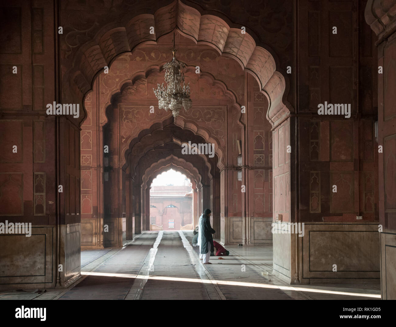 Indian mosque interior hi-res stock photography and images - Alamy
