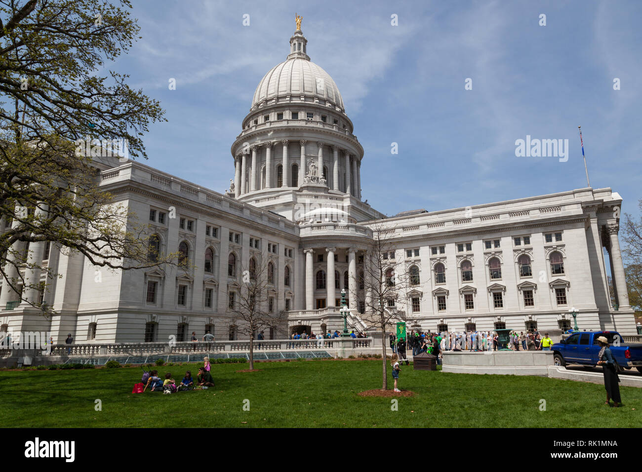 Steps in front capitol building hi-res stock photography and images - Alamy