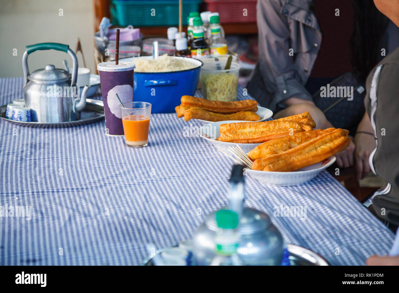 Youtiao (Chinese fried churro, Chinese cruller, Chinese oil stick ...