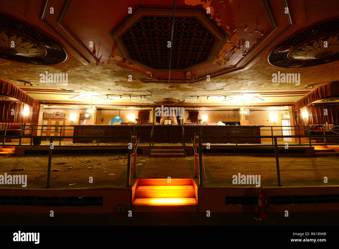 Restaurant and Bar Area In Paramount Theater at 1676 Main Street ...