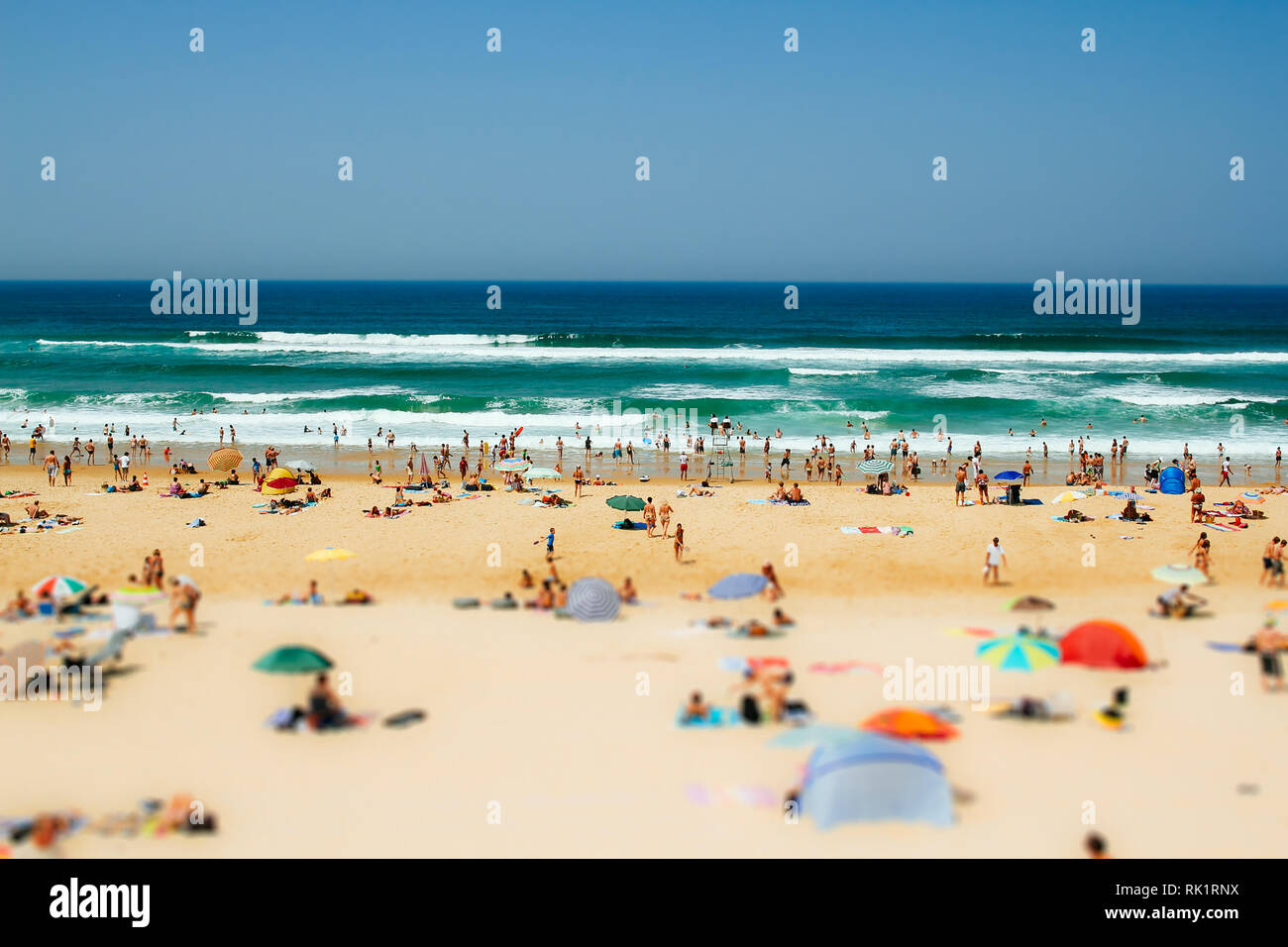 Sea Overcrowded Crowd Stock Photos & Sea Overcrowded Crowd Stock Images ...