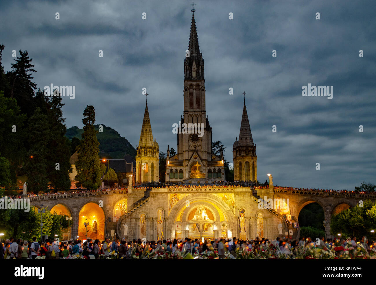 Lourdes france in pilgrimage procession hi-res stock photography and ...