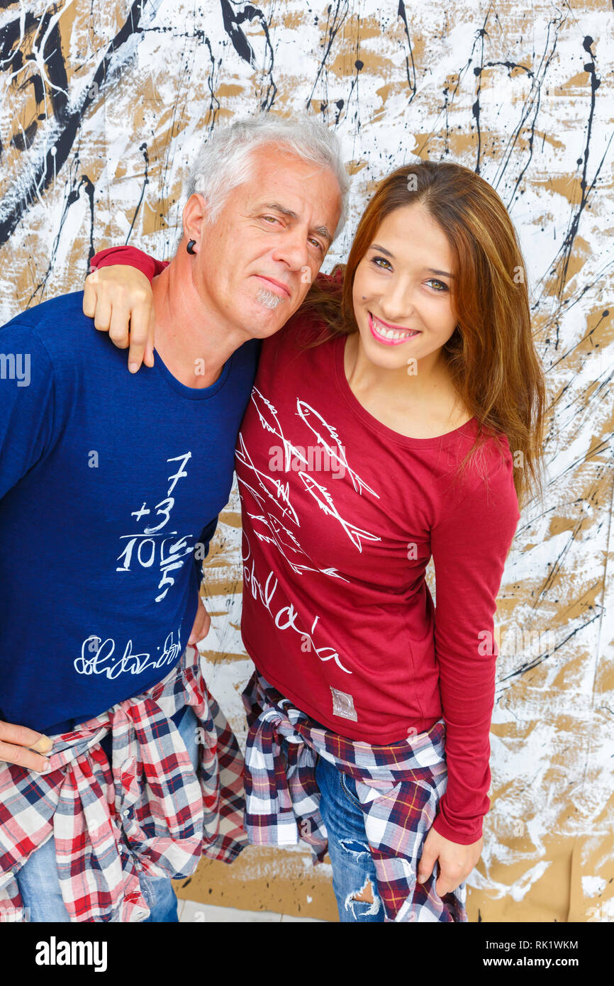 Two people posing Stock Photo - Alamy