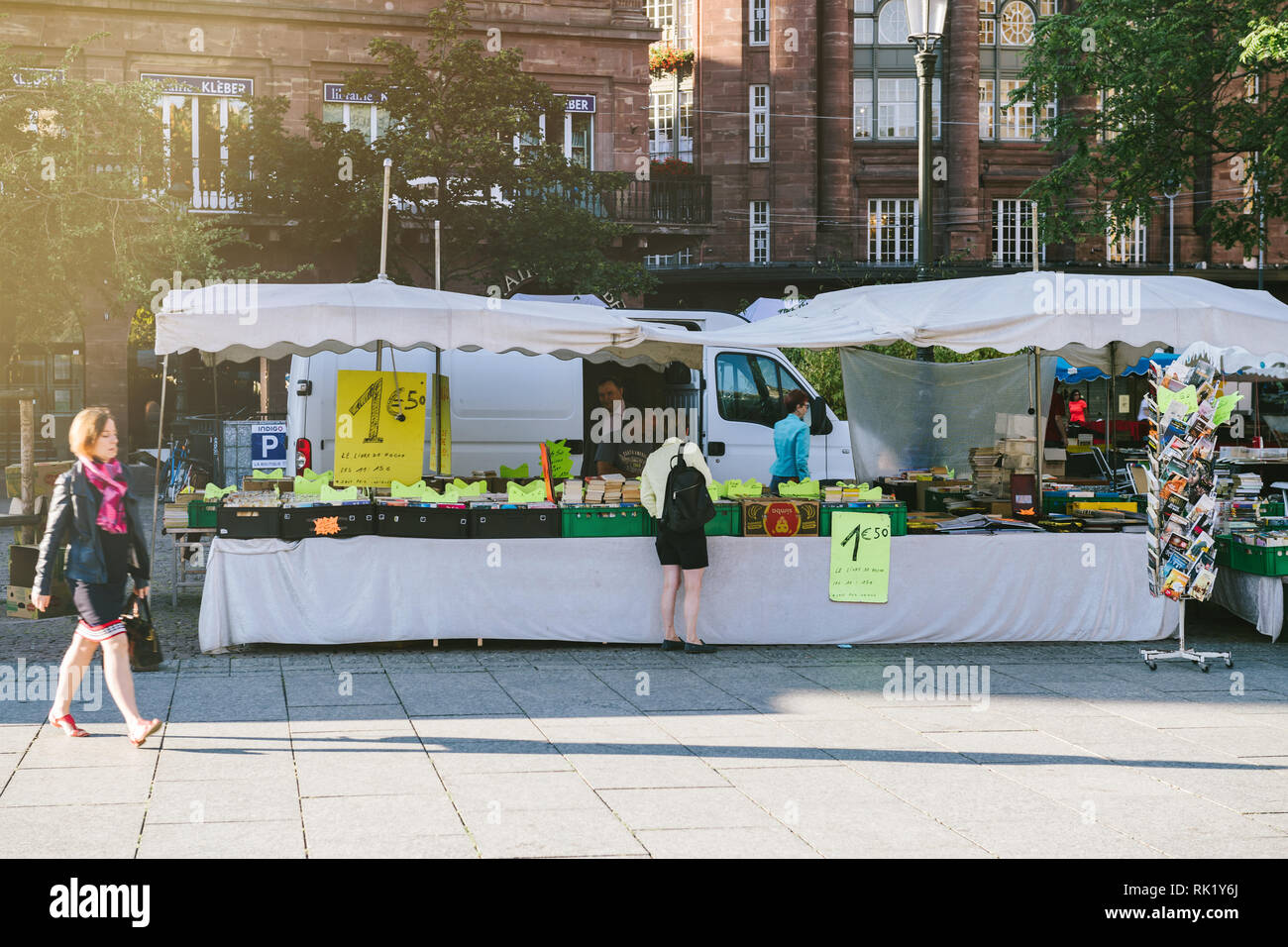 Old french store front hi-res stock photography and images - Alamy