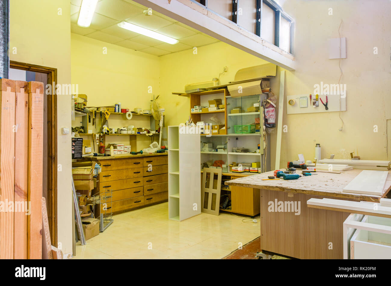 Wood furniture factory machine hi-res stock photography and images - Alamy