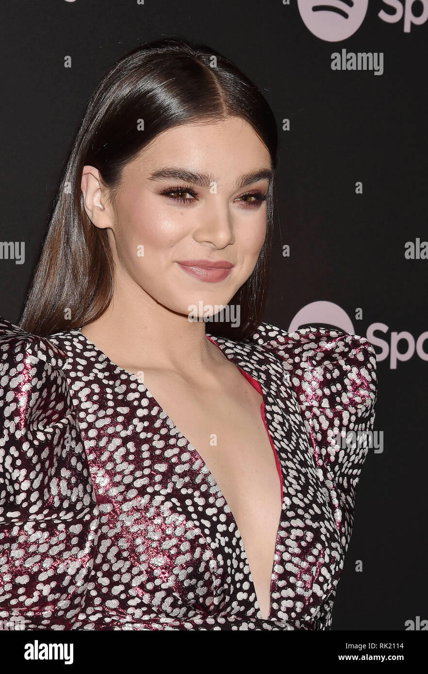 LOS ANGELES, CA - FEBRUARY 07: Hailey Steinfeld attends Spotify's Best ...