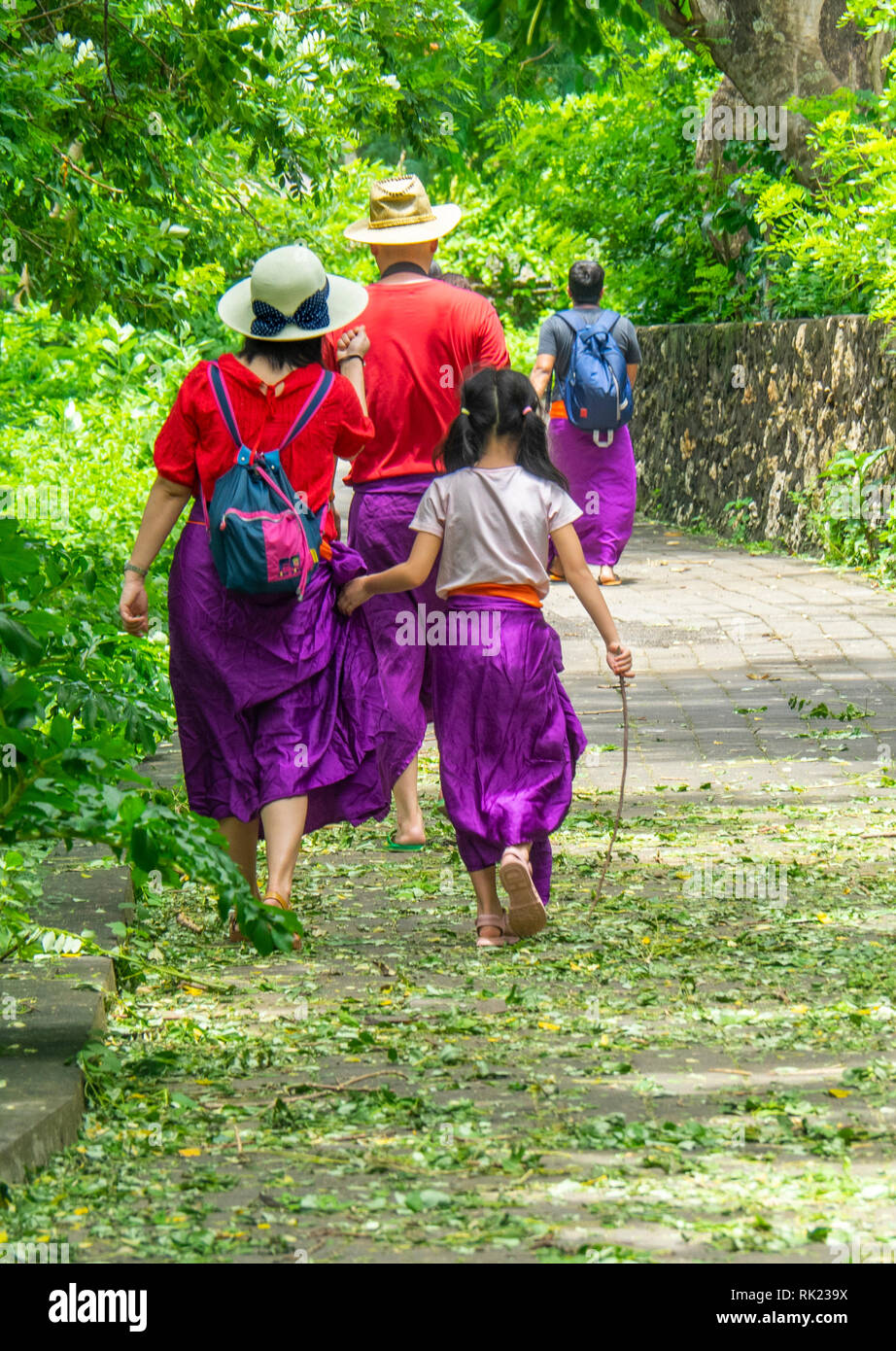 Sarong Asia High Resolution Stock Photography and Images - Alamy