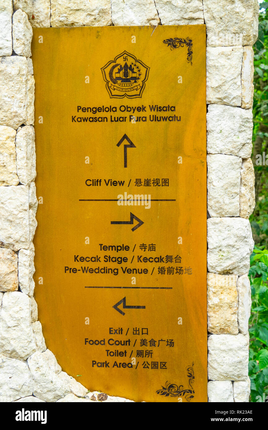 Giving directions hi-res stock photography and images - Alamy