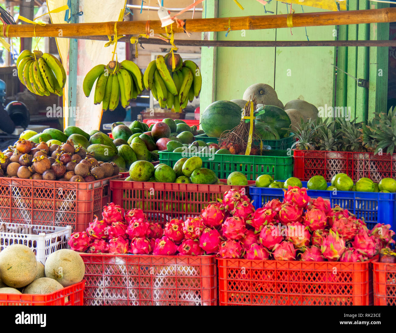 Dragon Fruit Grocery Store High Resolution Stock Photography and Images ...