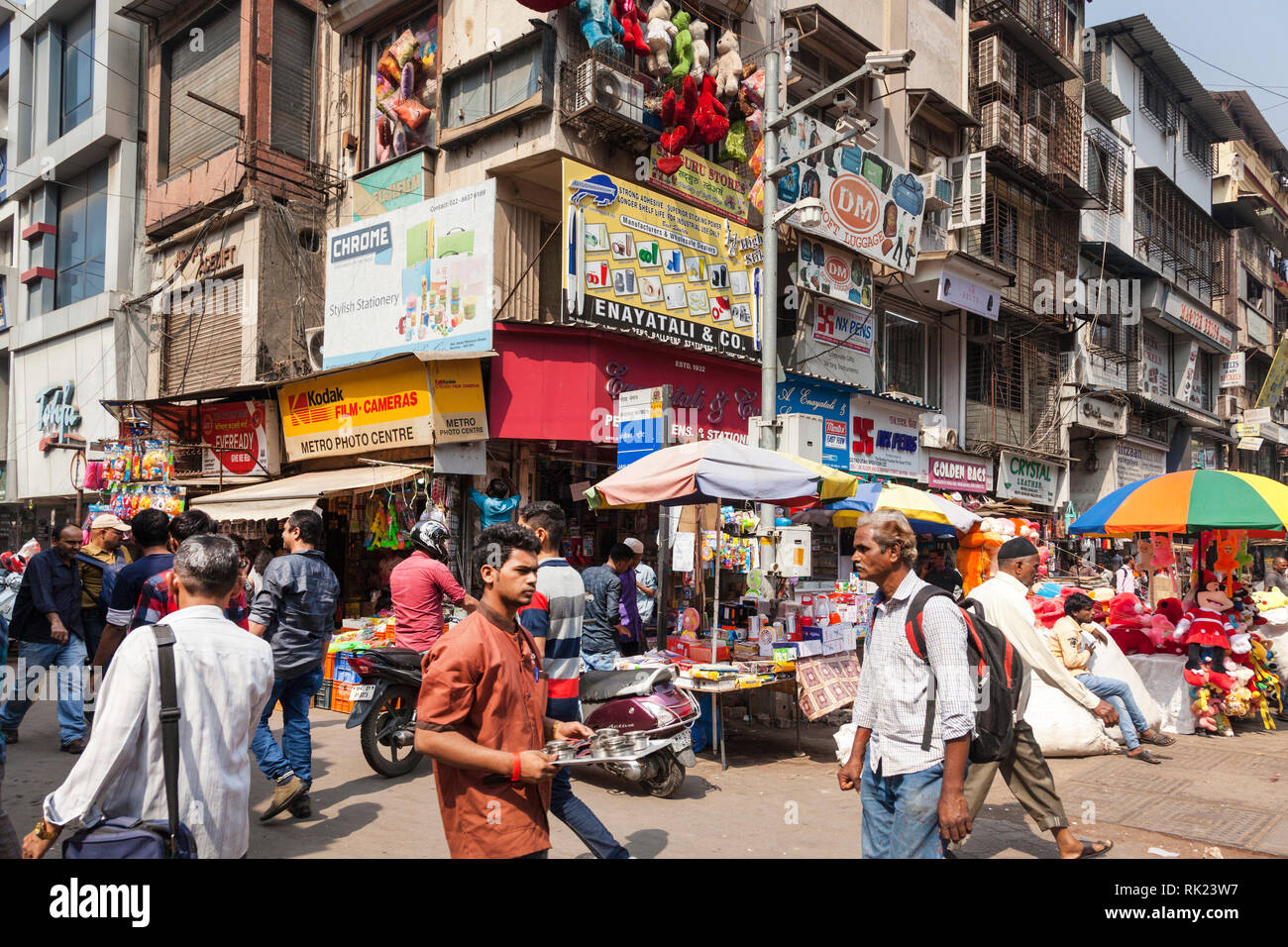 Bhendi bazaar hi-res stock photography and images - Alamy