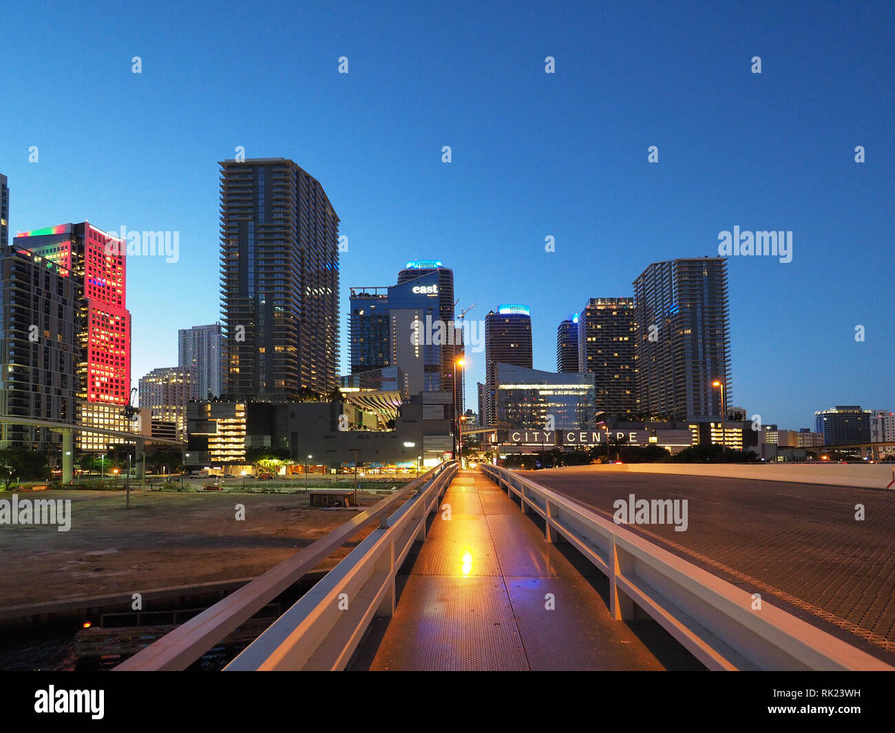 Miami river bridge hi-res stock photography and images - Alamy