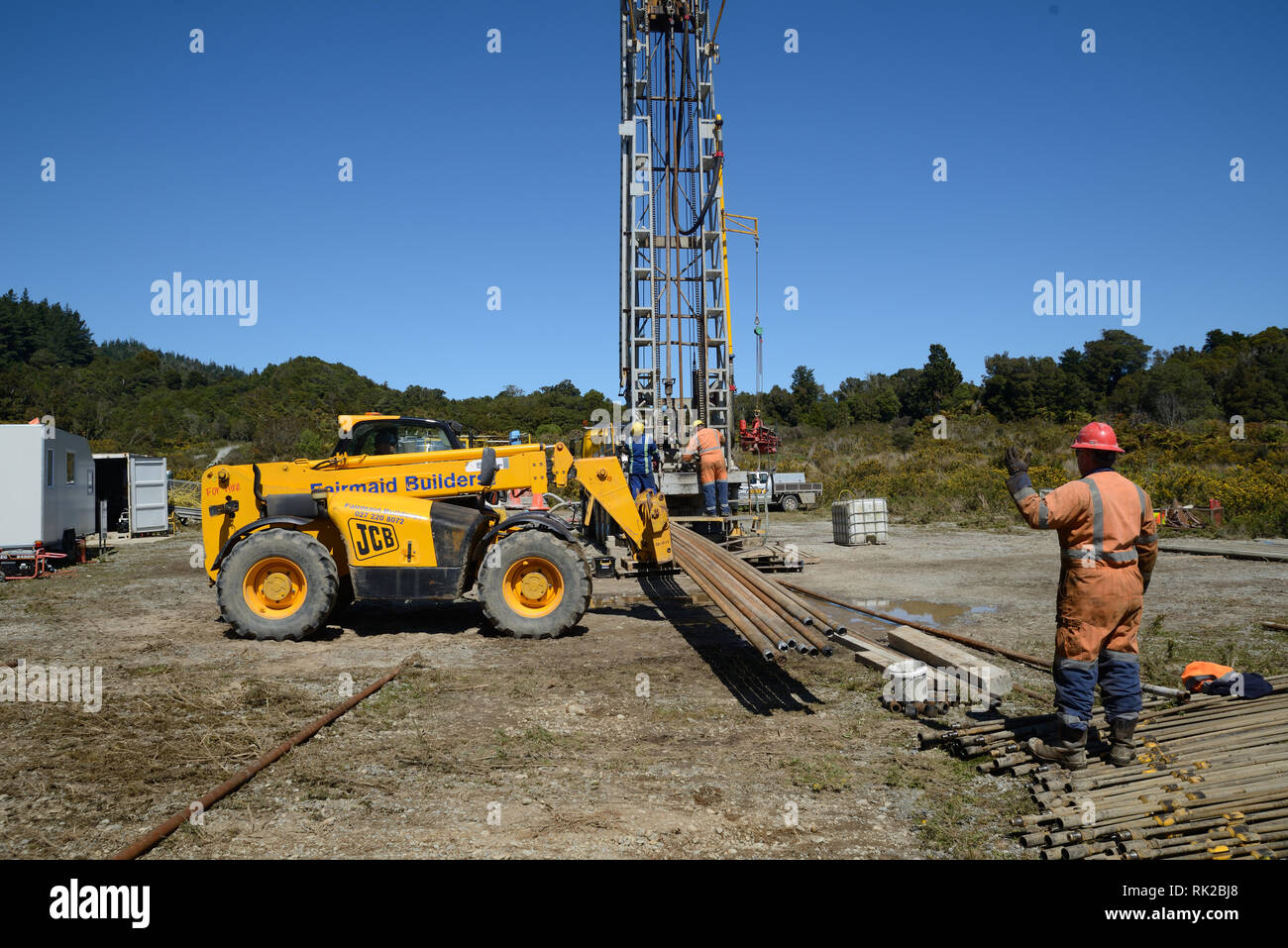 Well capping hi-res stock photography and images - Alamy