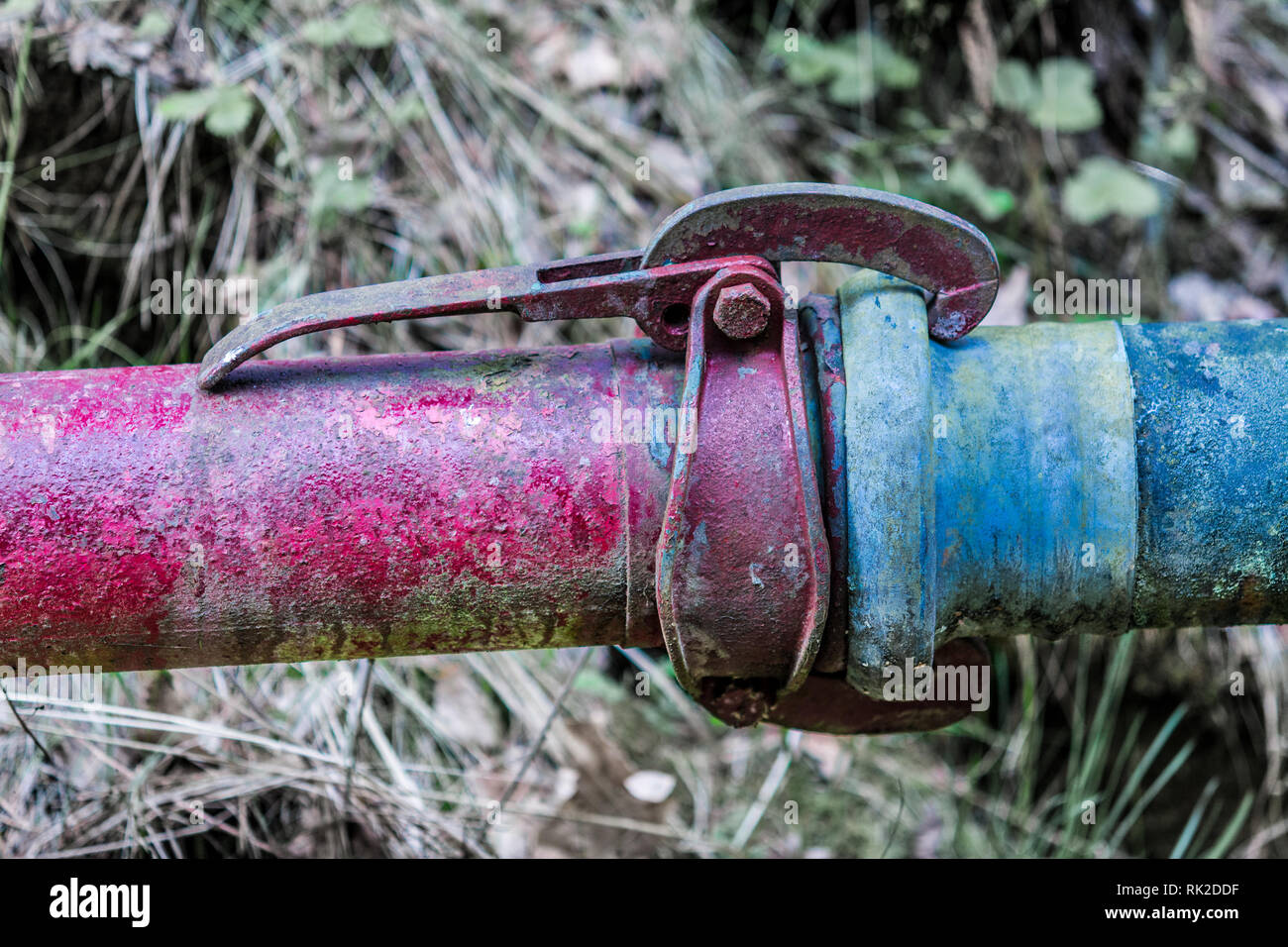Pipe coupling hi-res stock photography and images - Alamy