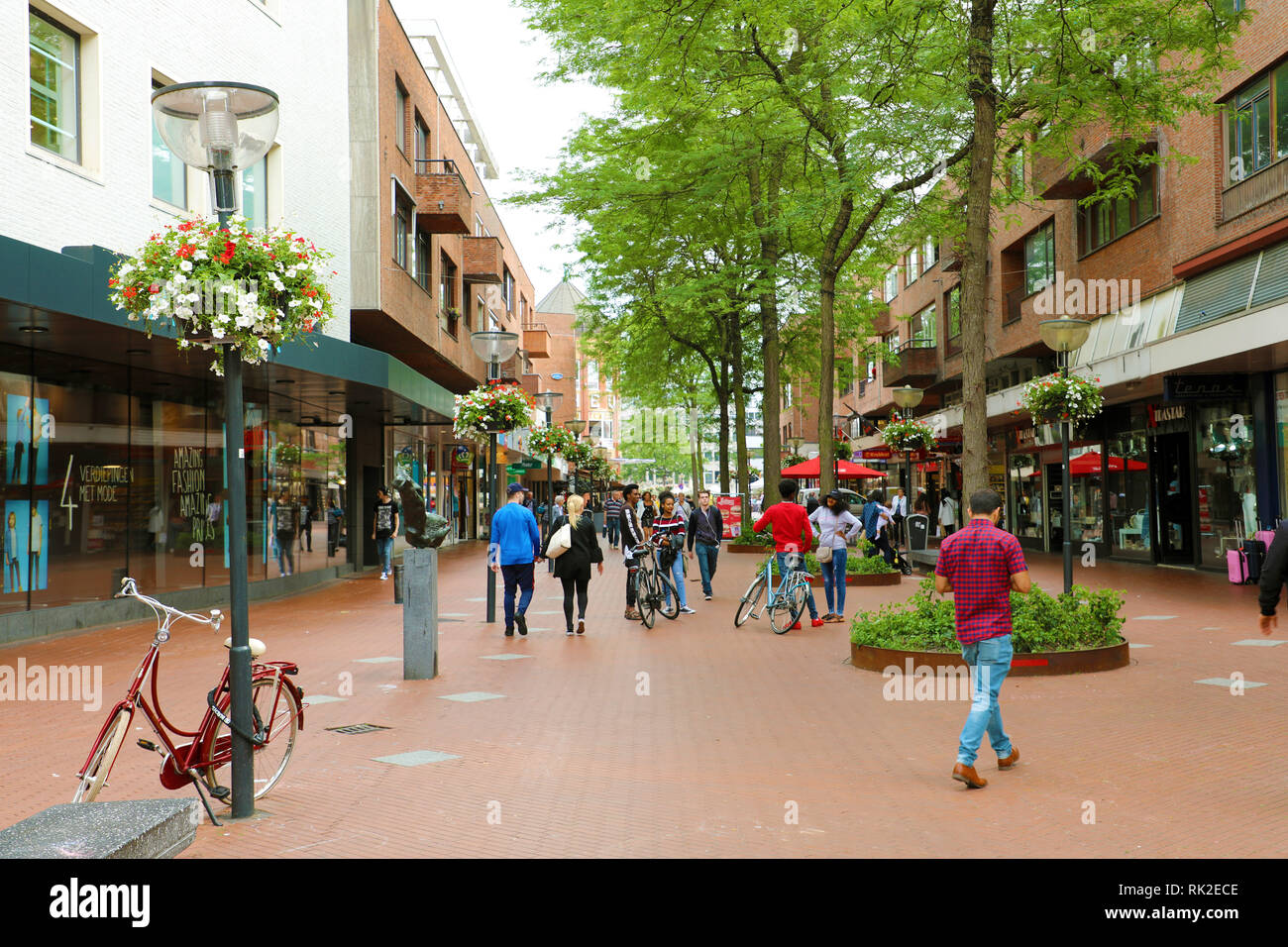EINDHOVEN, NETHERLANDS - JUNE 5, 2018: people walking in Eindhoven main street, Netherlands ...