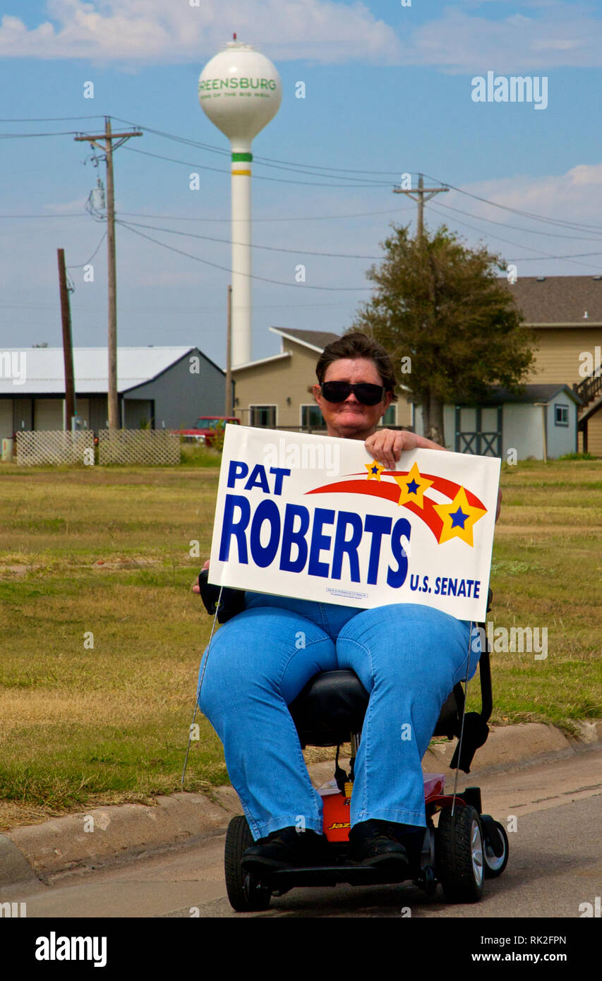 Ruth senior hi-res stock photography and images - Alamy