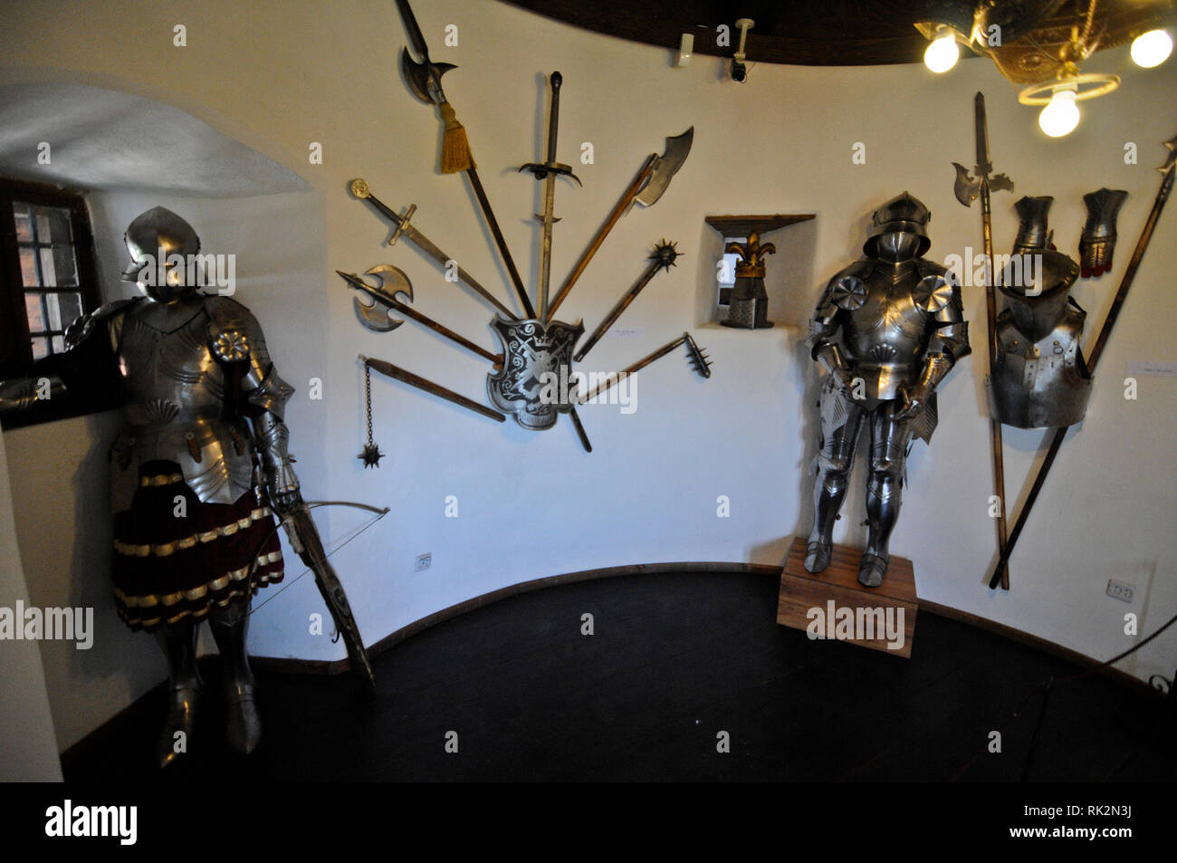 Medieval castle interior armour hi-res stock photography and images - Alamy