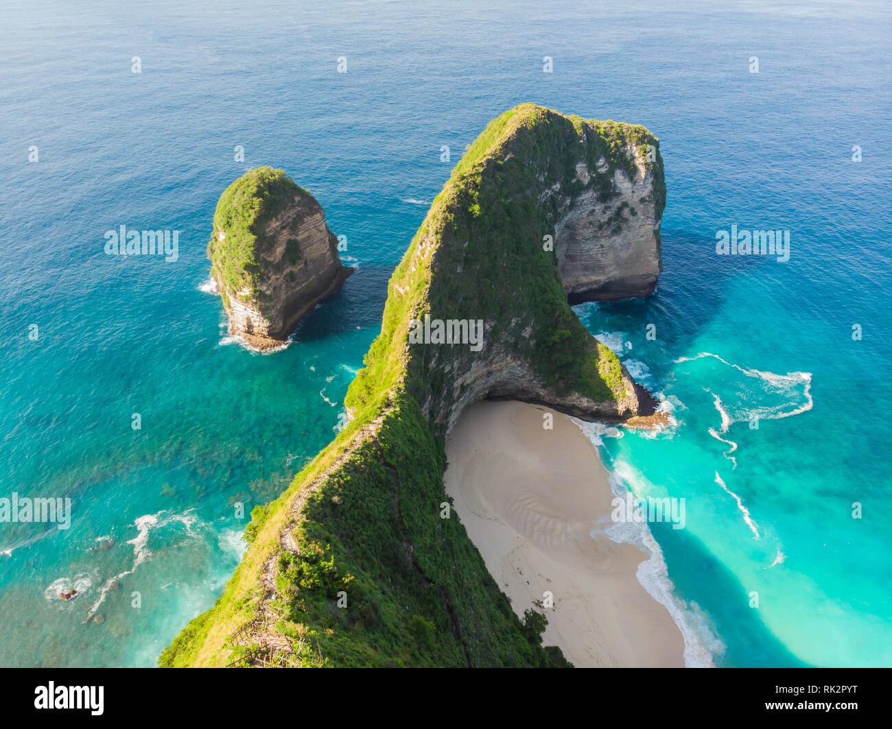 Aerial view Kelingking Beach on Nusa Penida Island, Bali, Indonesia Stock Photo - Alamy
