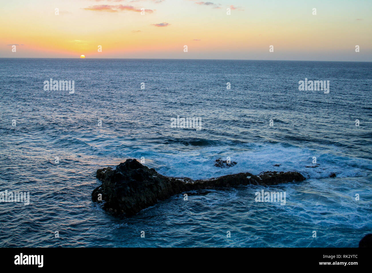 Open atlantic ocean hi-res stock photography and images - Alamy
