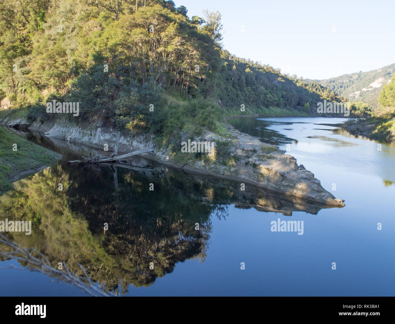 Whanganui River, confluence with Ahuahu Stream, a still autumn morning ...