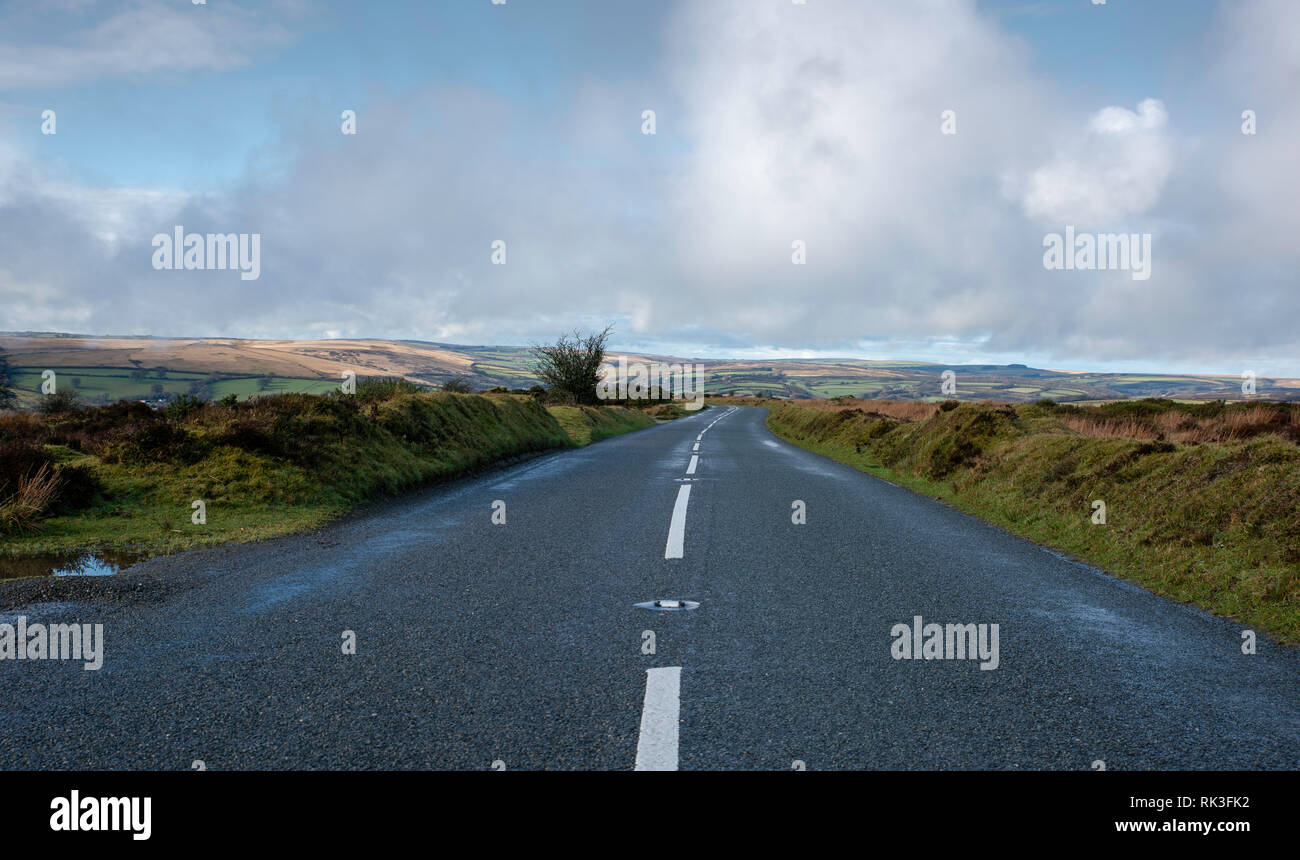 Exmoor road hi-res stock photography and images - Alamy