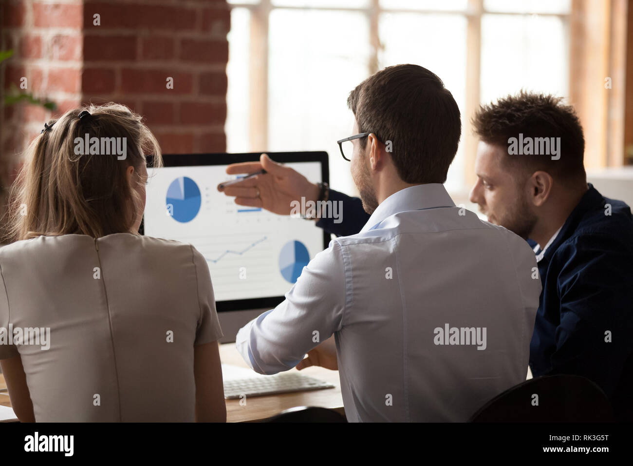 Business analytics analysis hi-res stock photography and images - Alamy