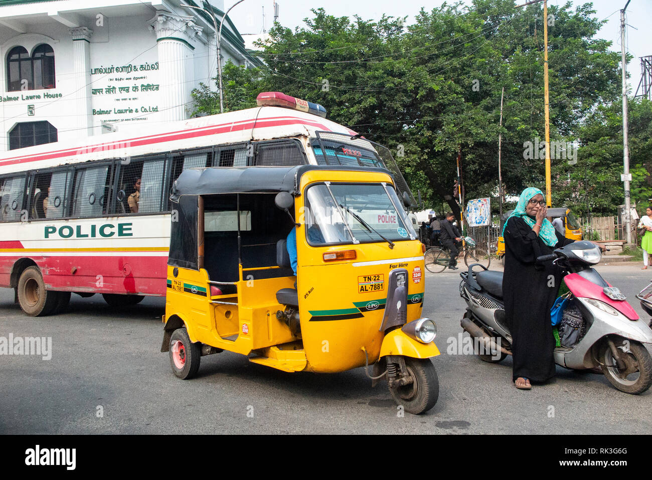 Indian police vehicle hi-res stock photography and images - Alamy