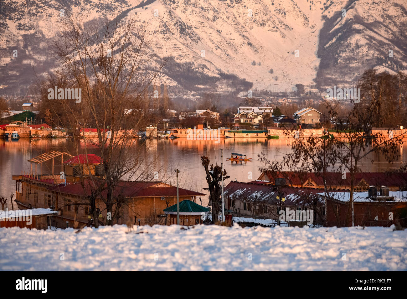 Zabarwan mountain hi-res stock photography and images - Alamy