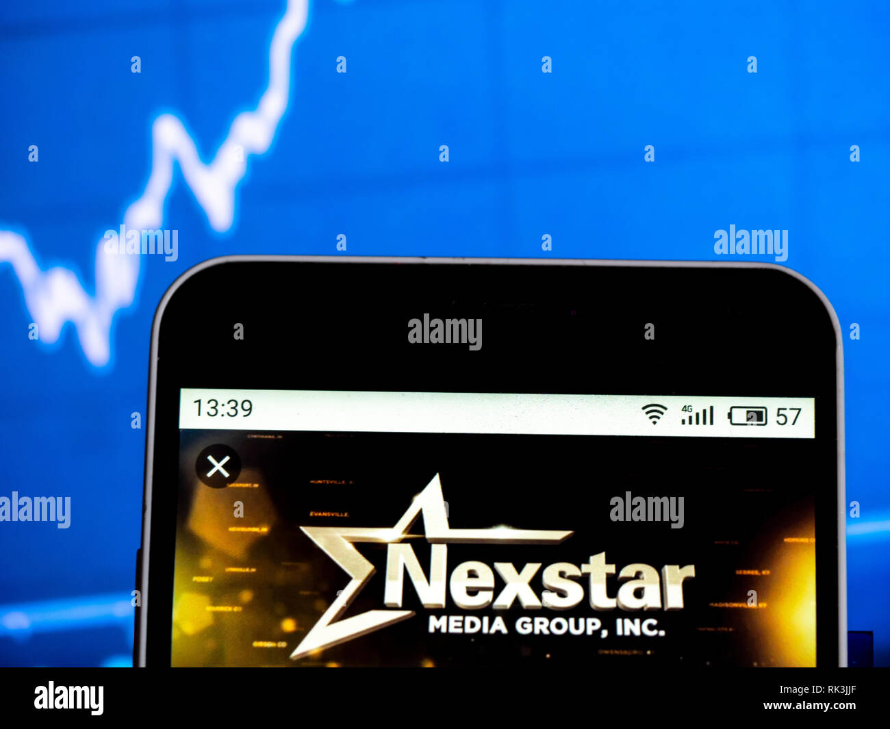 Smart tv sign hi-res stock photography and images - Alamy