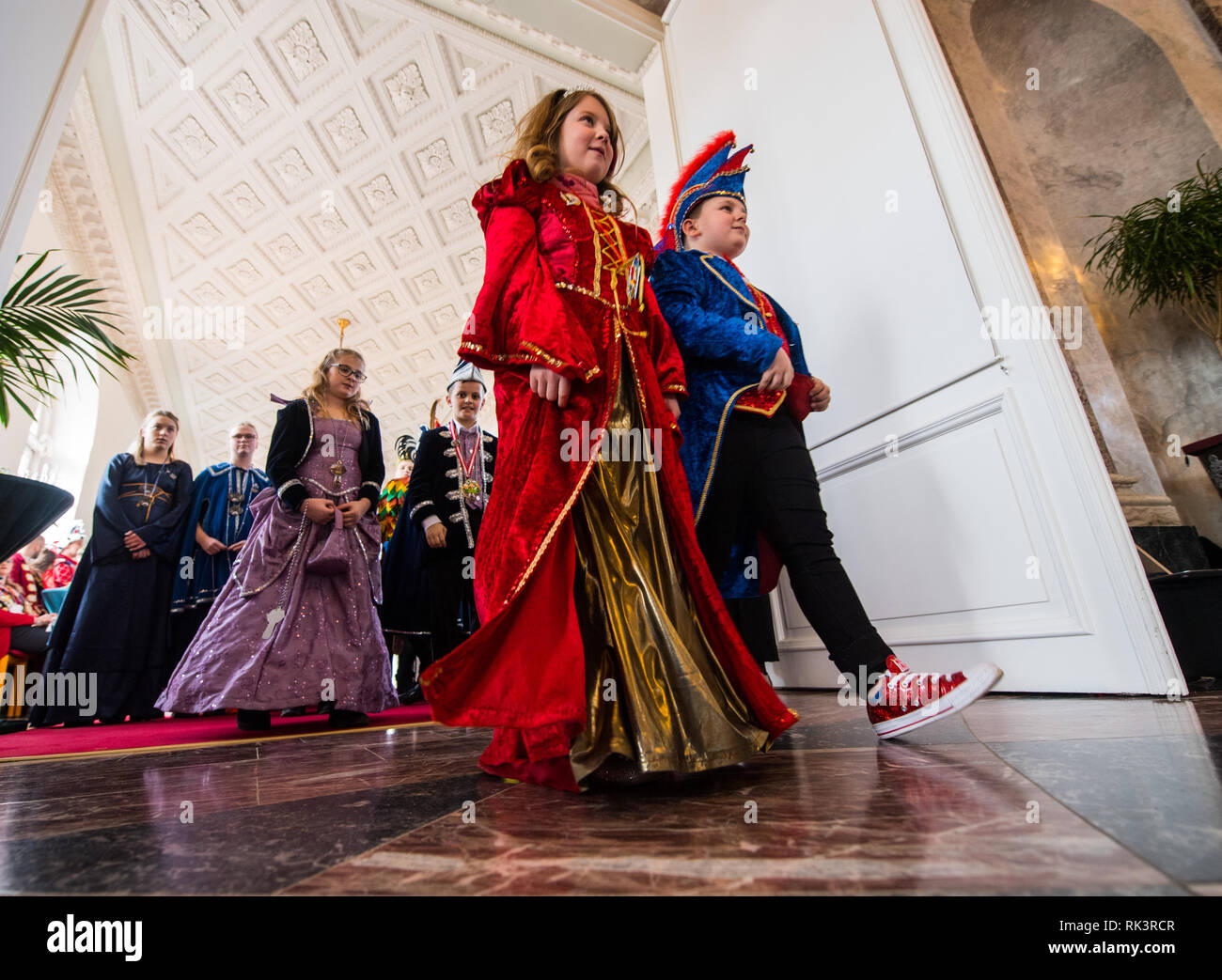 Wiesbaden, Germany. 09th Feb, 2019. The children's prince and princess ...