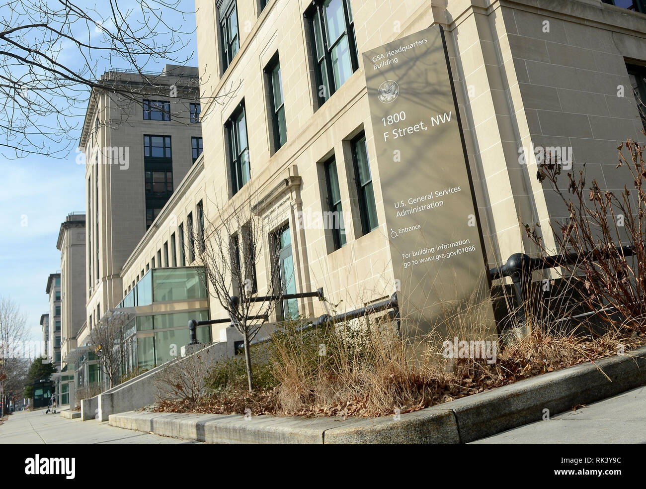 Federal procurement hi-res stock photography and images - Alamy