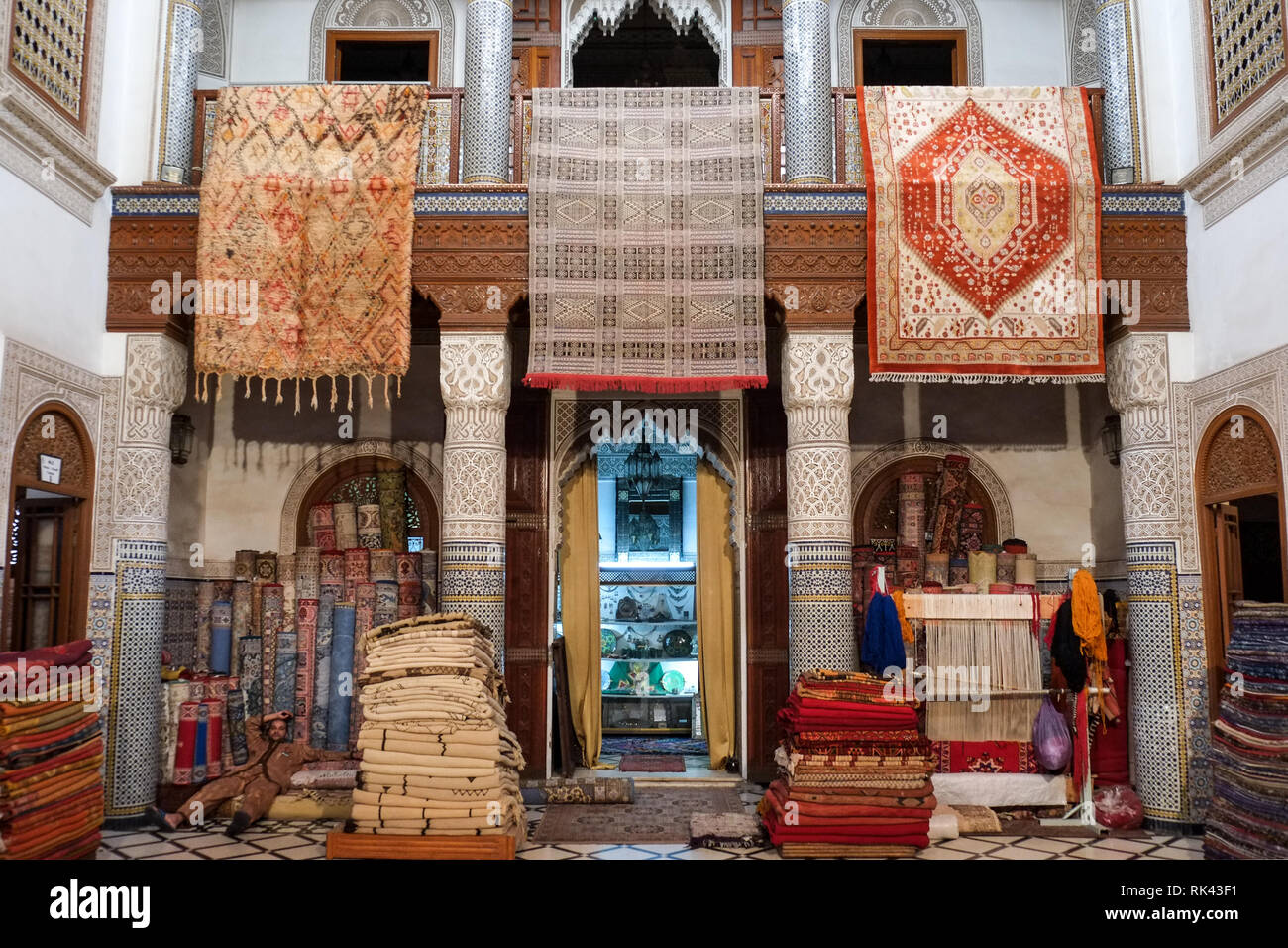 Moroccan rugs hi-res stock photography and images - Alamy