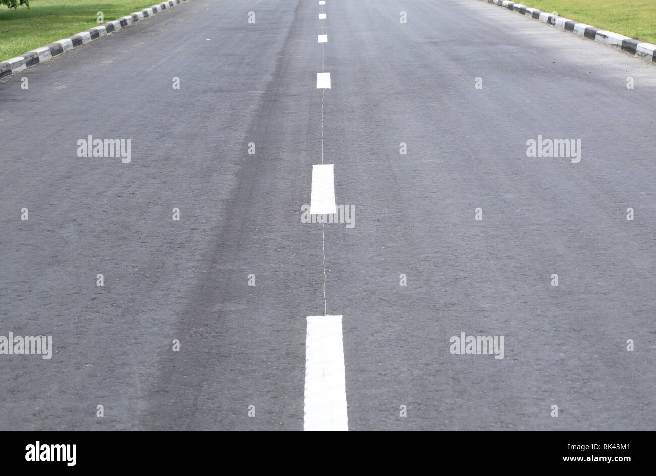 highway on street at day time Stock Photo - Alamy