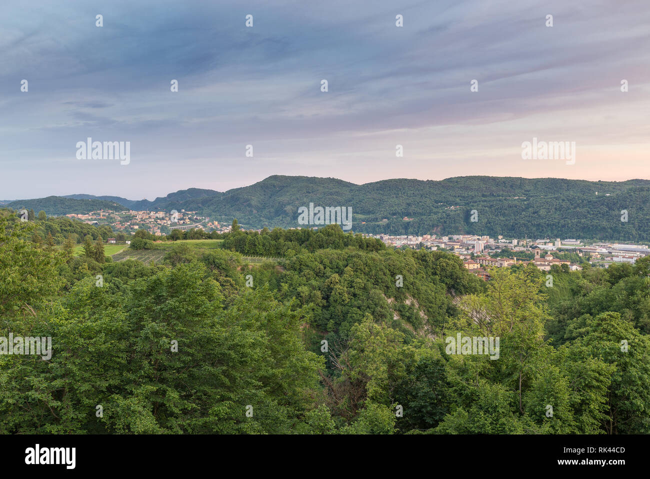 Chiasso border hi-res stock photography and images - Alamy