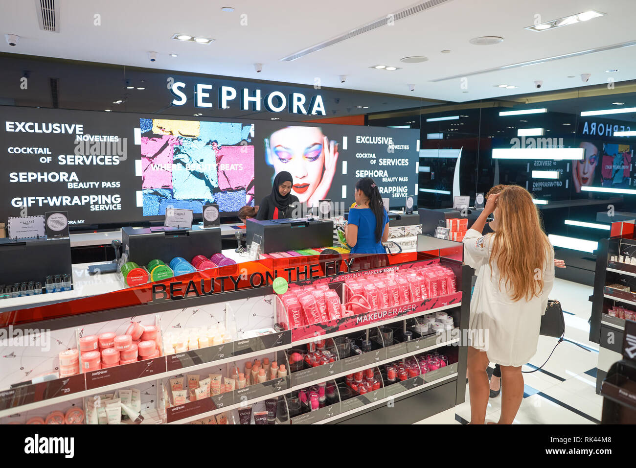 KUALA LUMPUR, MALAYSIA - MAY 09, 2016: Sephora store in Suria KLCC ...