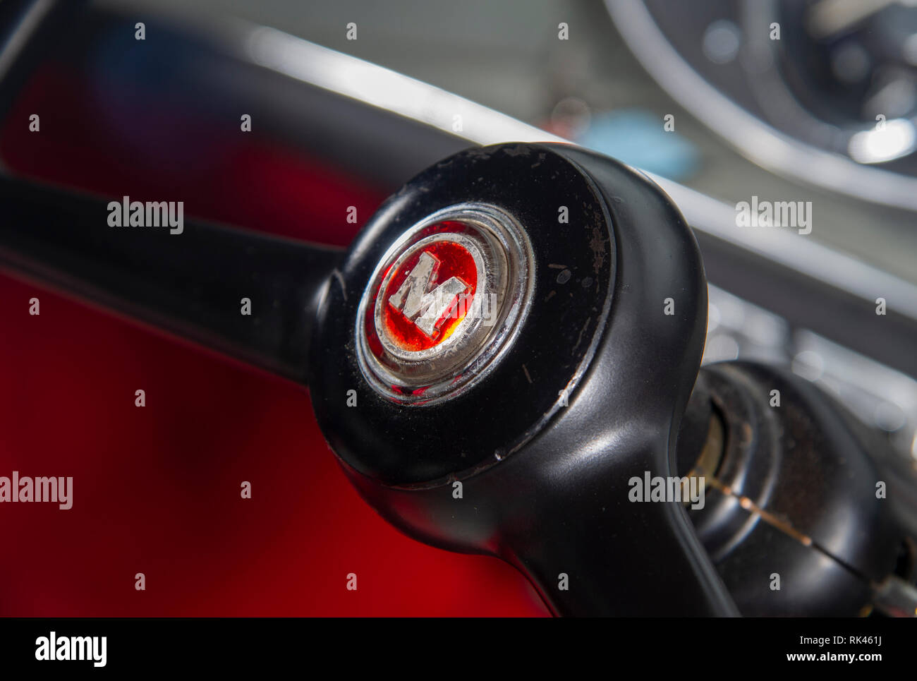 Mini cooper s logo hi-res stock photography and images - Alamy