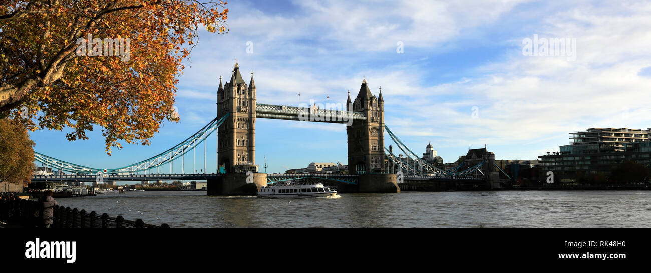 Autumn, Tower Bridge, a combined bascule and suspension bridge, River ...