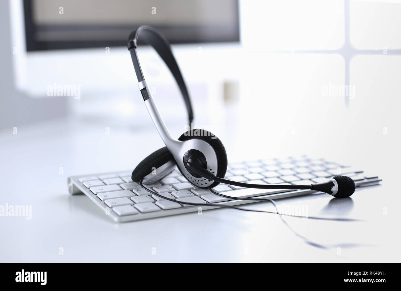 Communication support, call center and customer service help desk. VOIP ...