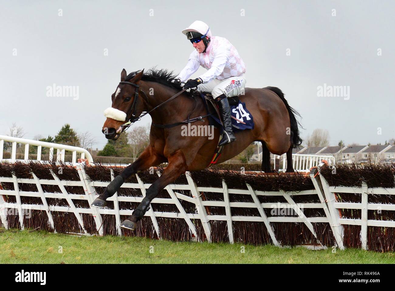 Chase hat hi-res stock photography and images - Alamy