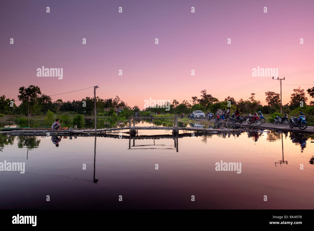 Kahayan bridge hi-res stock photography and images - Alamy